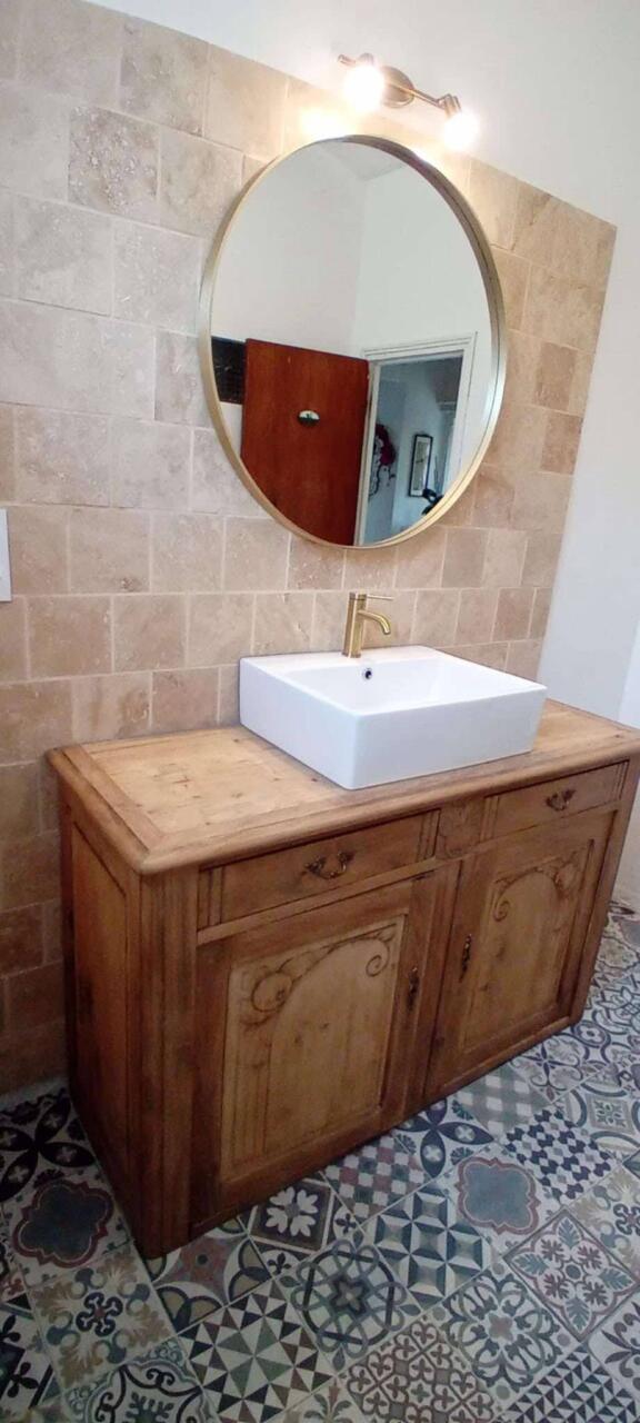 Travertin Classic Light Mix Nuancé 15x15cm, épaisseur 1,2cm – Prix au m² – FRANCEPIERRE